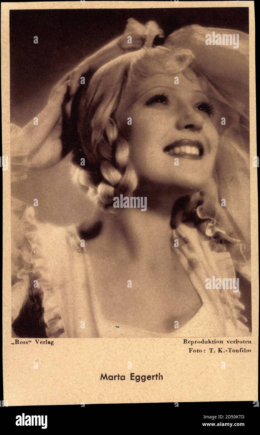 Schauspielerin Marta Eggerth, Ross Verlag, Zöpfe, Schleier | usage worldwide Stock Photo - Alamy