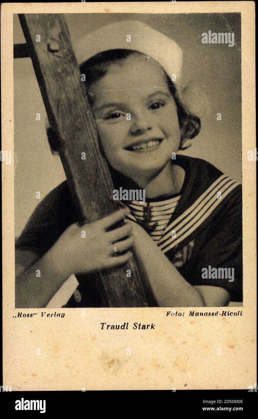 Schauspielerin Traudl Stark, Matrosenkleid mit Hut, Das Programm von ...