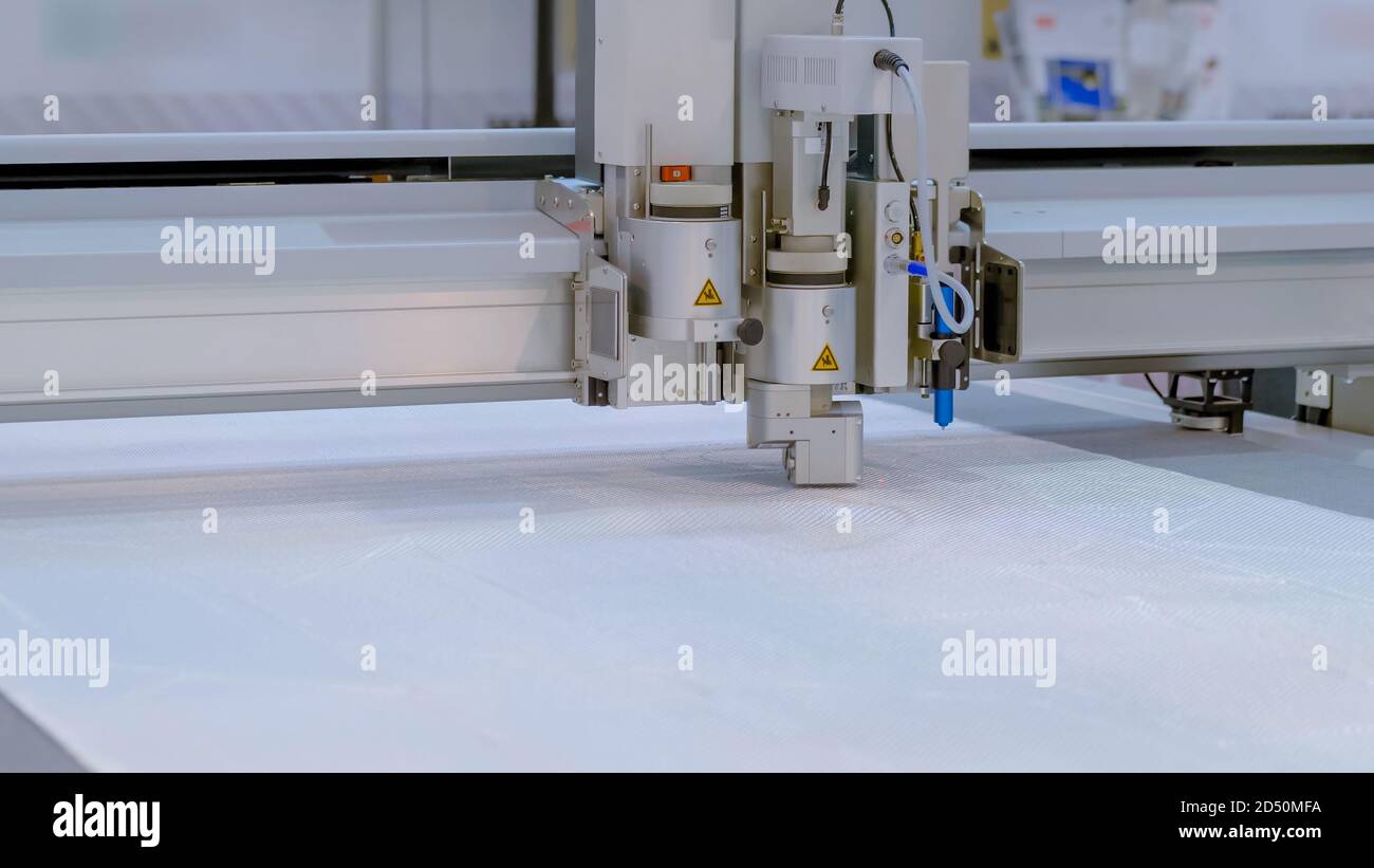 High precision digital cutting system - flatbed cutter, router during ...