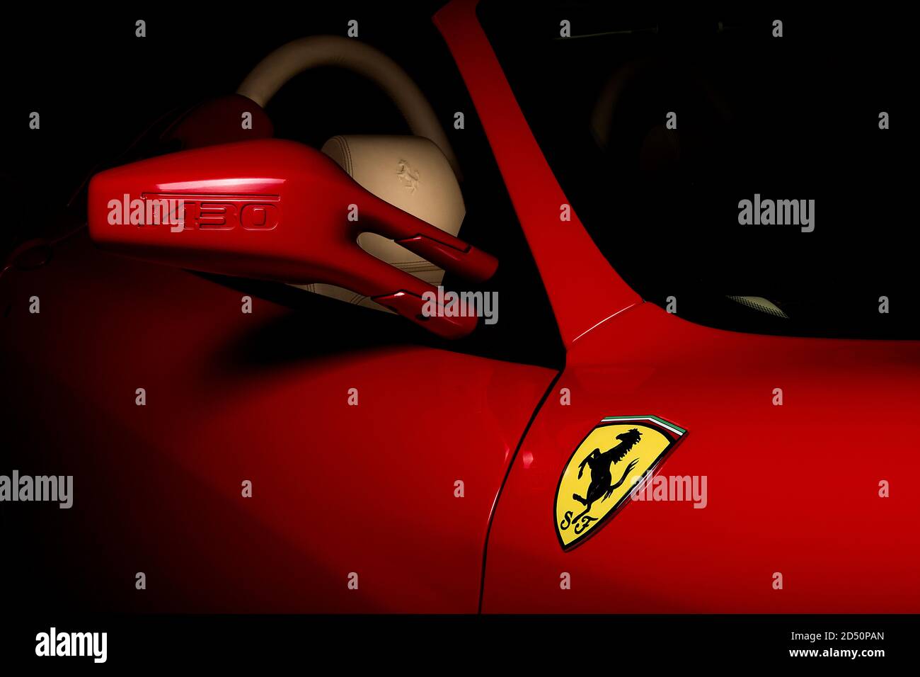 Best supercar hi-res stock photography and images - Alamy