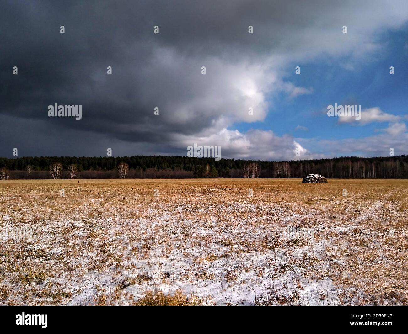 First early snow hi-res stock photography and images - Alamy