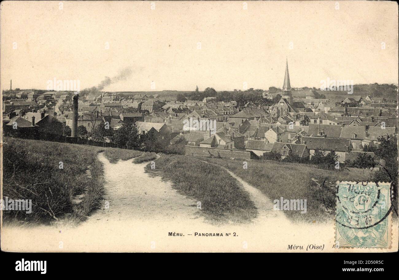 Méru Oise, vue générale de la ville avec Eglise | usage worldwide Stock ...