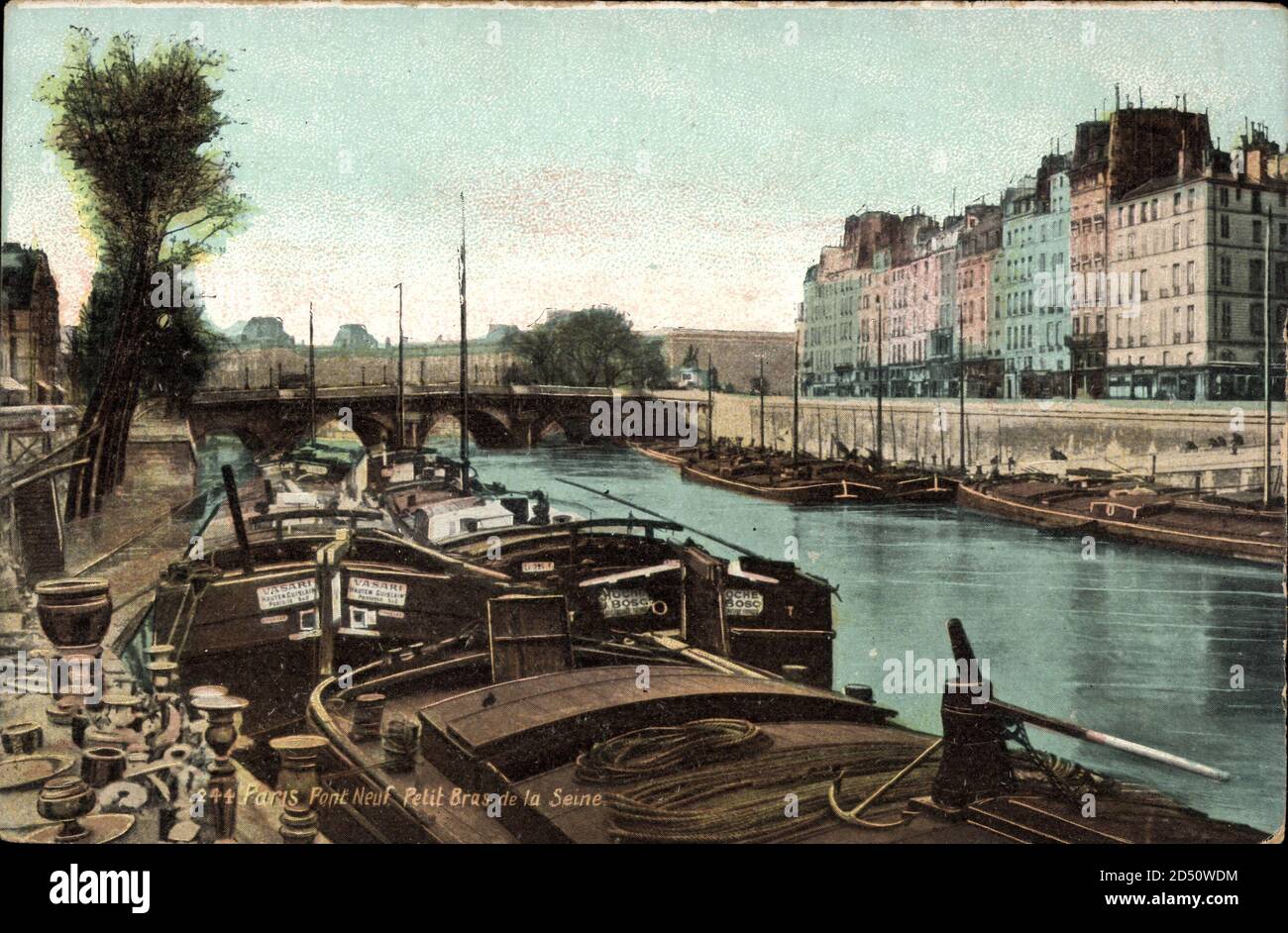 Paris, vue générale du Pont Neuf, Petit Bras de la Seine | usage ...