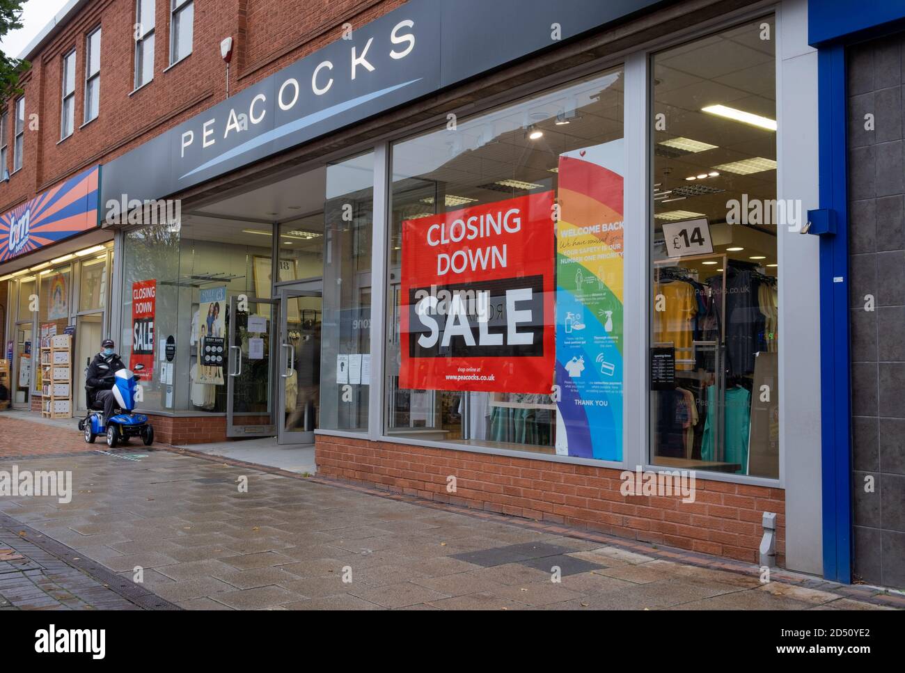 Shop closing down notice in hi-res stock photography and images - Alamy
