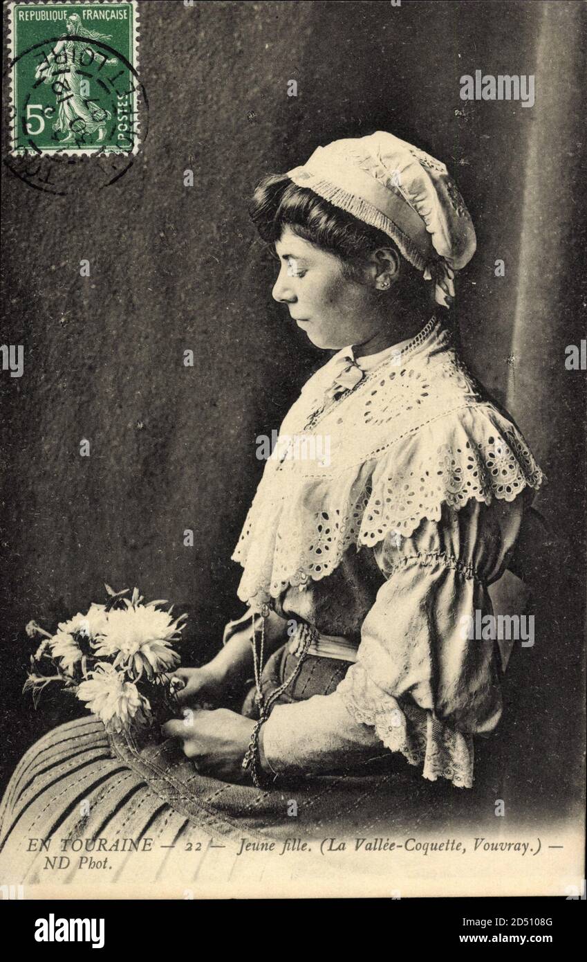 En Touraine, Jeune Fille, La Vallée Coquette, Vouvray, Tracht | usage ...