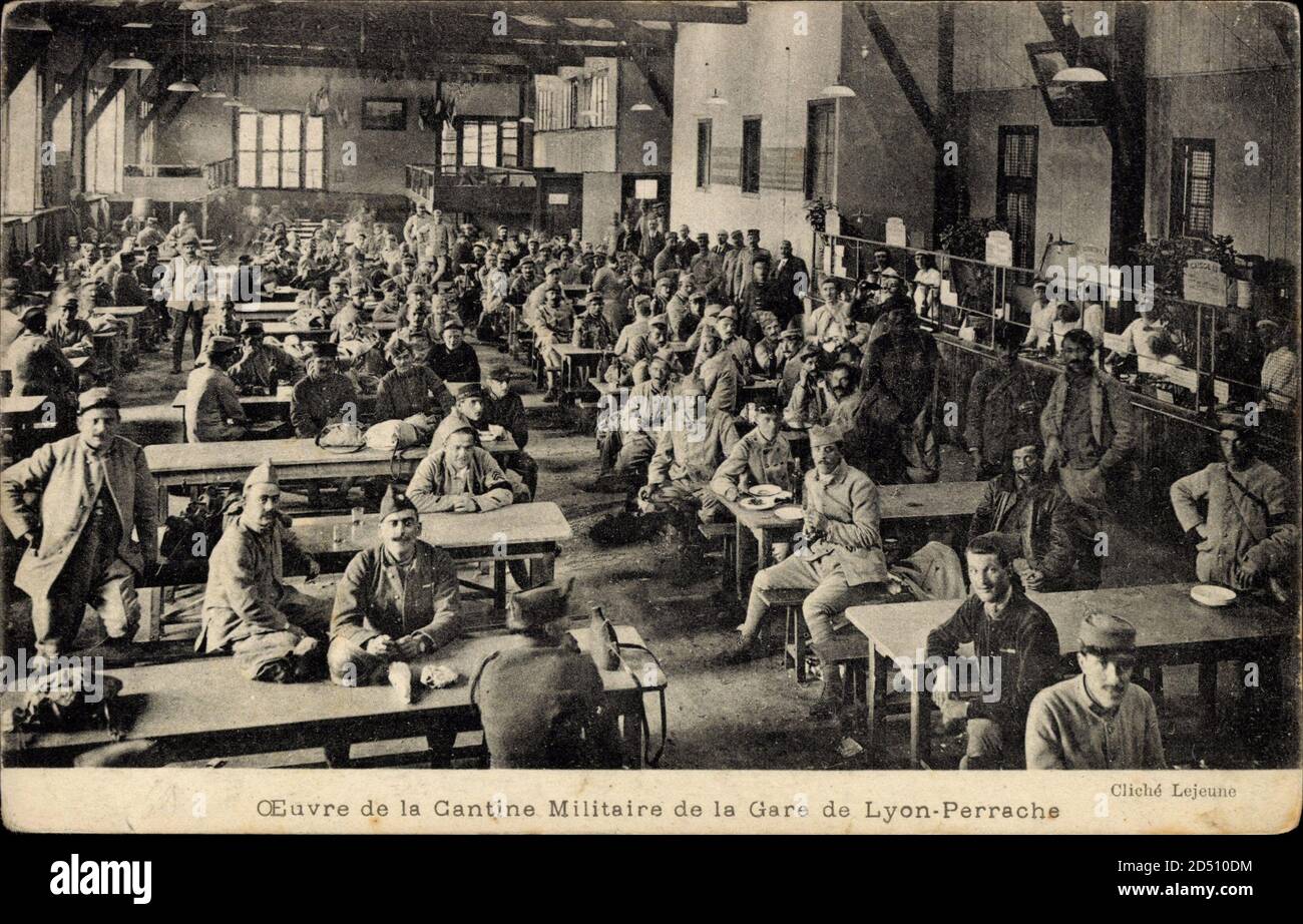 Lyon Perrache Rhône, vue d'Oeuvre de la Cantine Militaire de la Gare ...