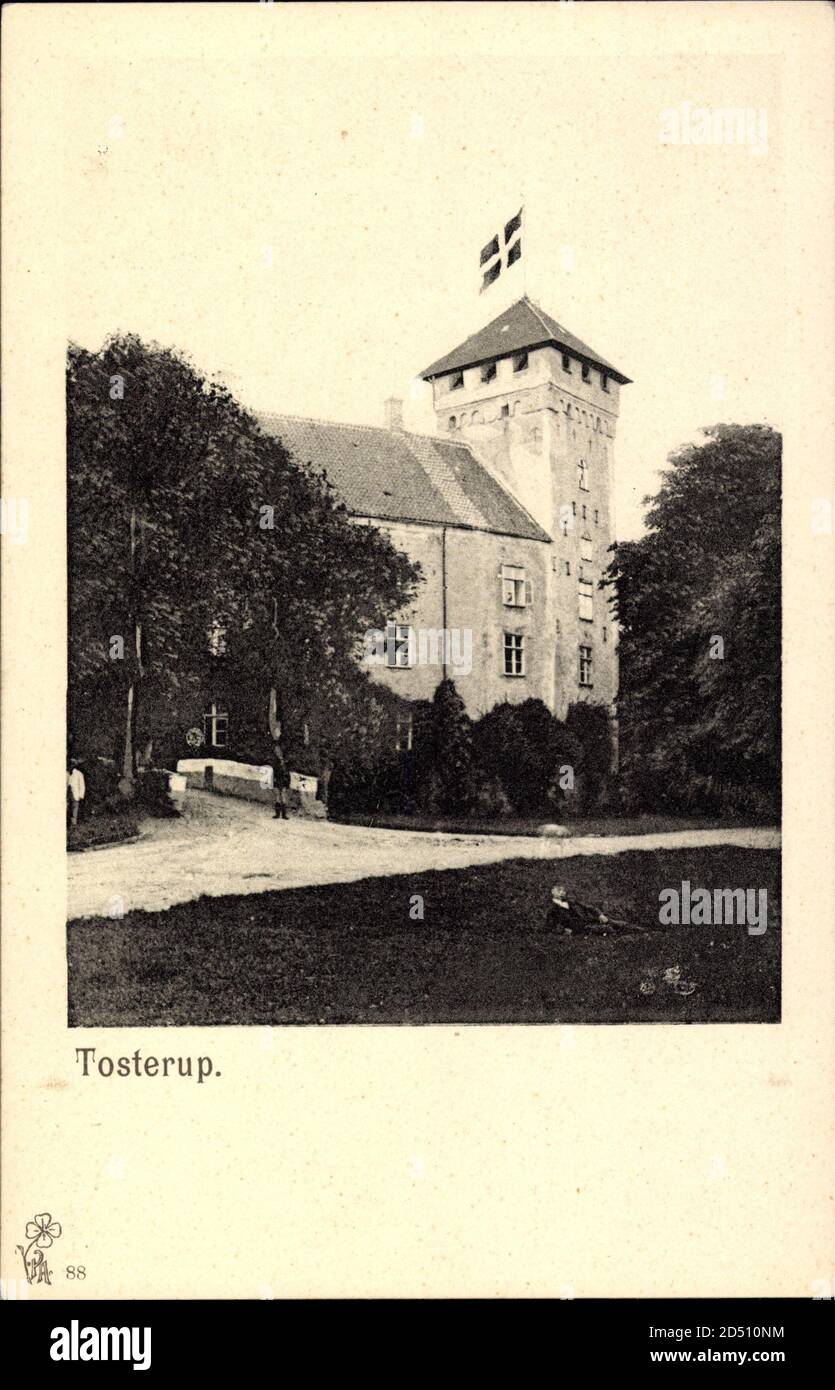 Tomelilla Schweden, Blick auf die Burg, Tosterup | usage worldwide ...