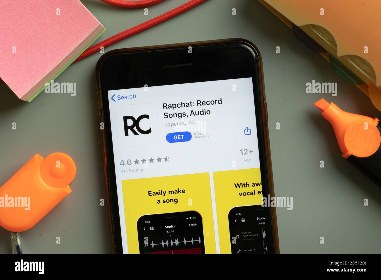 Rapchat logo hi-res stock photography and images - Alamy