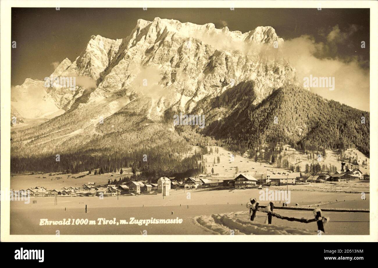 Ehrwald Tirol, Zugspitzmassiv im Schnee, Winter | usage worldwide Stock ...