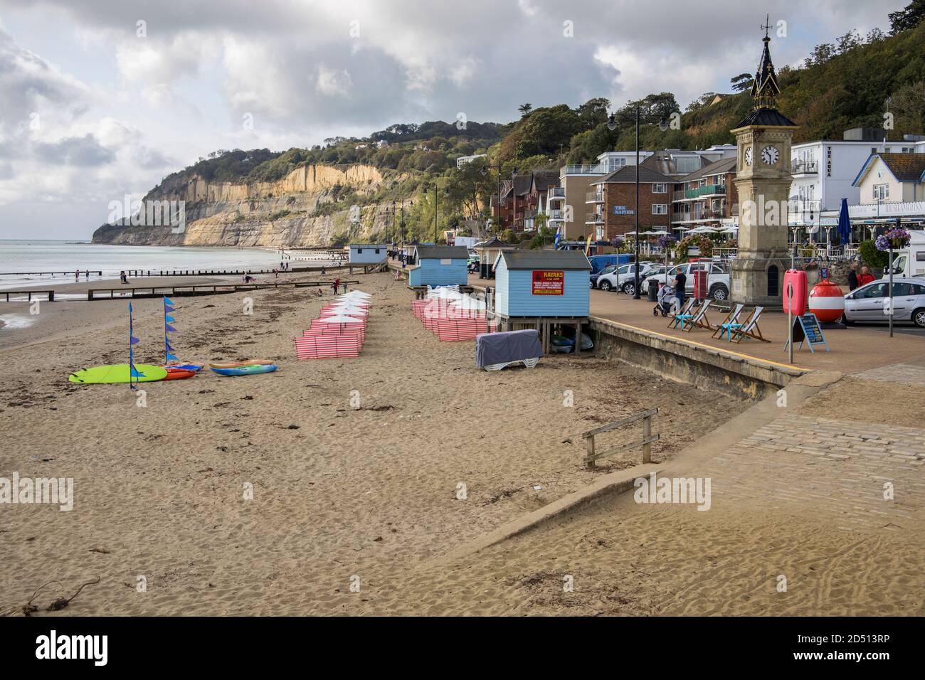 the beach at shanklin on the isle of wight Stock Photo - Alamy