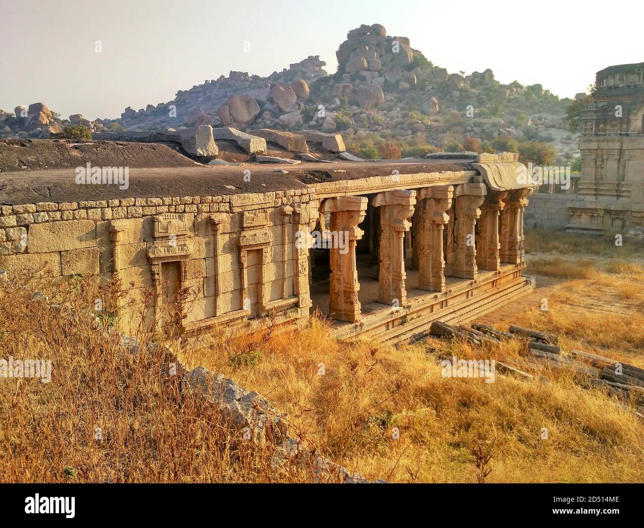 Vijayanagar architecture hi-res stock photography and images - Alamy