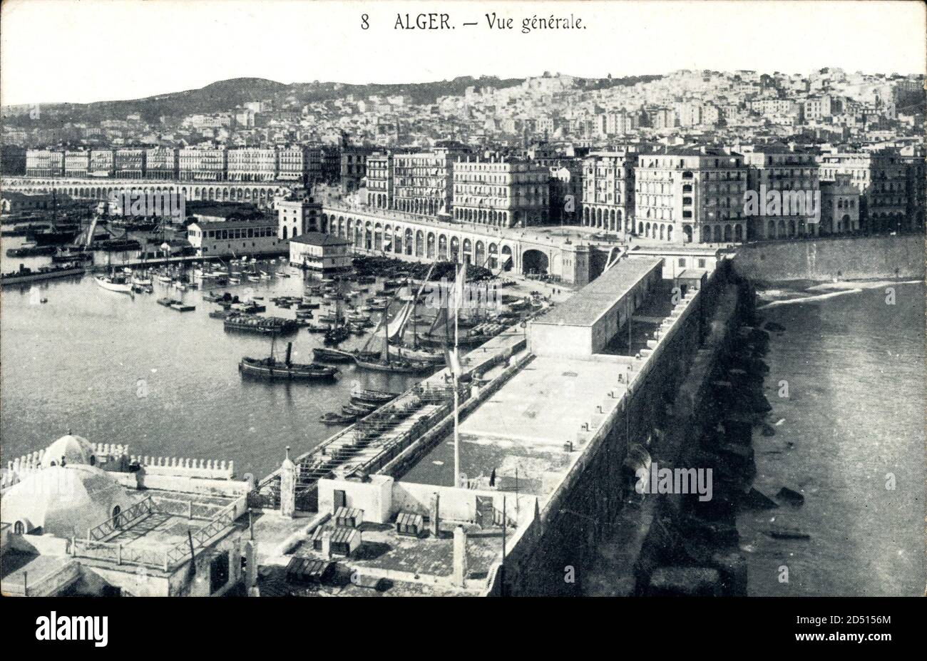 Alger Algerien, vue générale de la ville, des bateaux | usage worldwide Stock Photo - Alamy