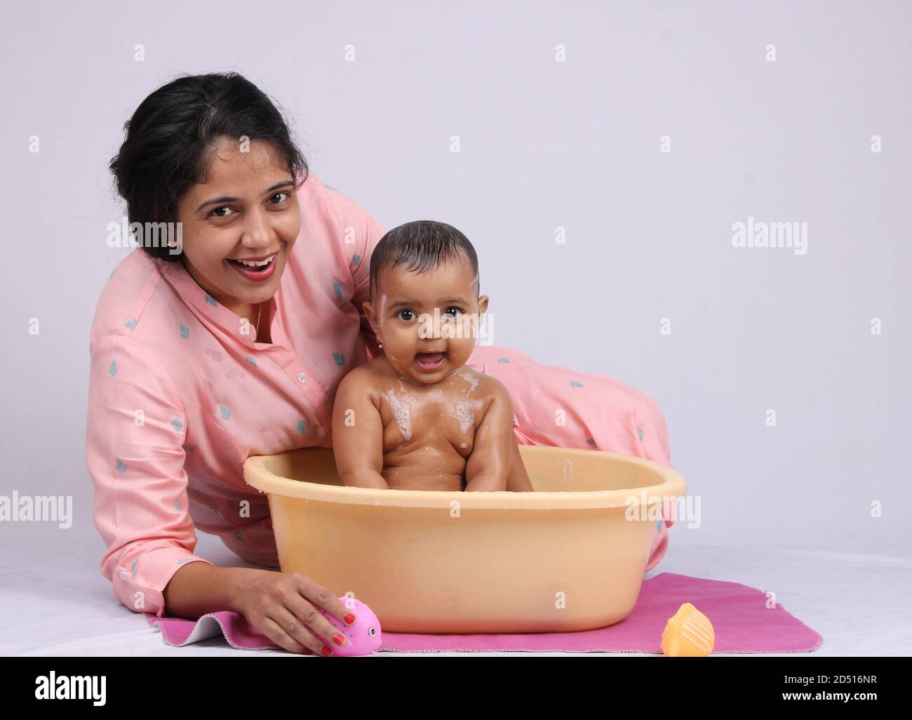 Playful bath time hi-res stock photography and images - Alamy