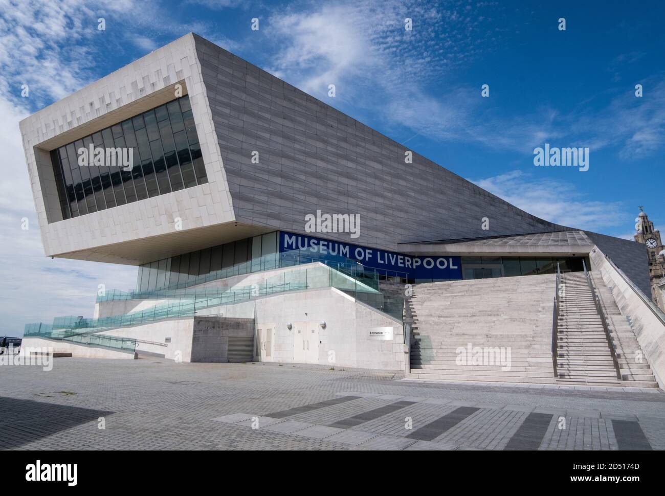 Museum of liverpool steps hi-res stock photography and images - Alamy