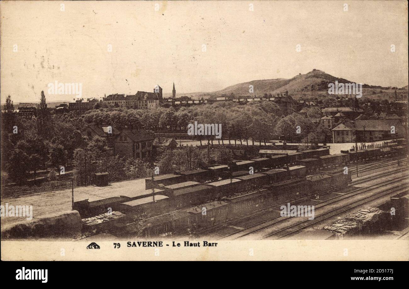 Saverne Bas Rhin Frankreich, le Haut Barr, Bahnhof, Teilansicht vom Ort ...