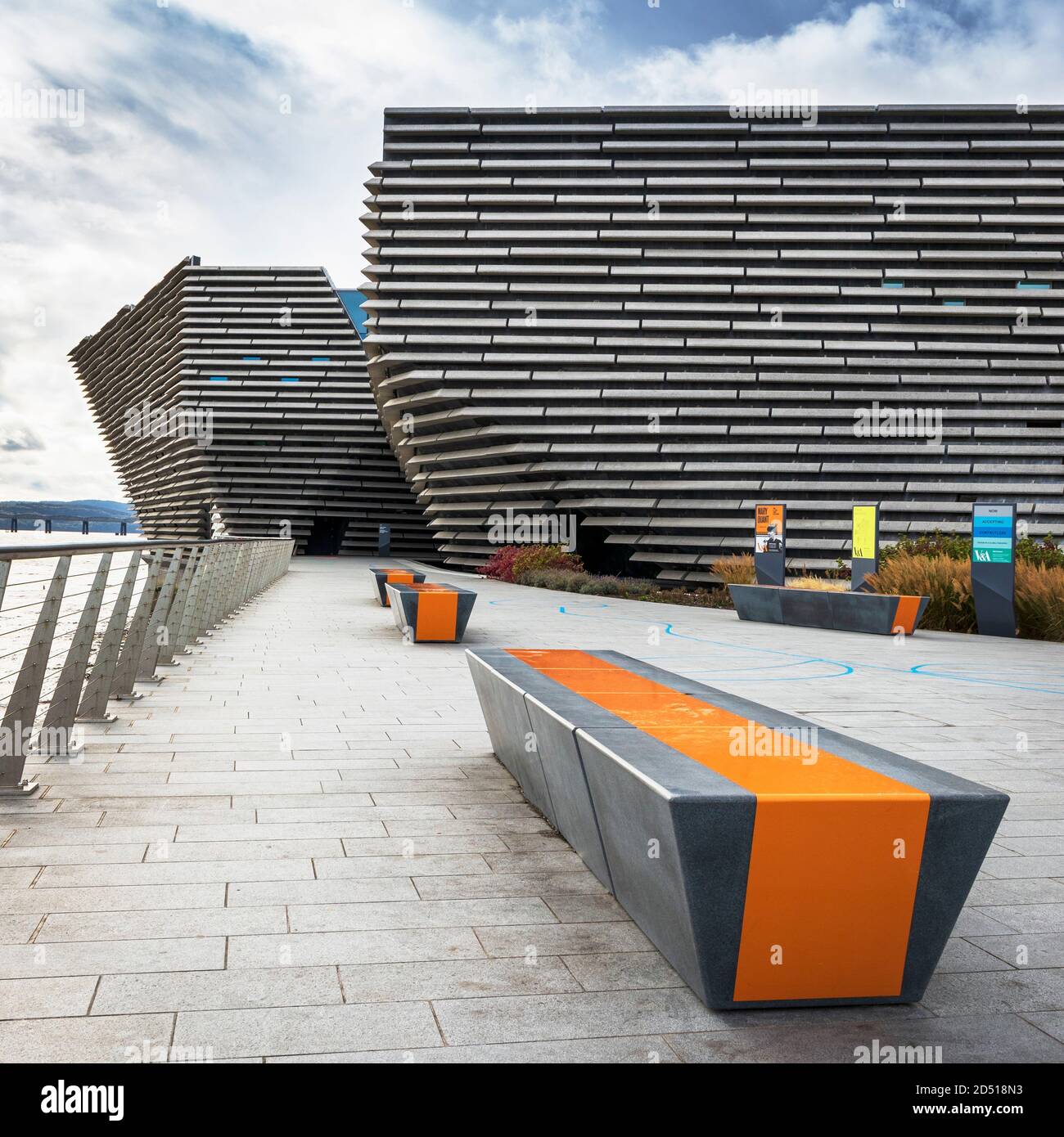 Victorian dundee hi-res stock photography and images - Alamy