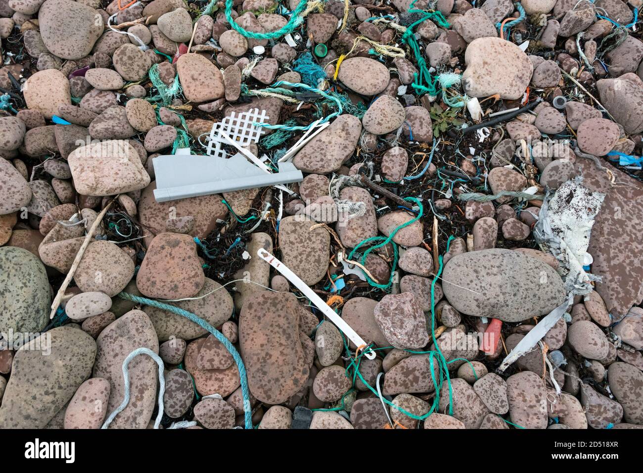 Plastics on the beach hi-res stock photography and images - Alamy