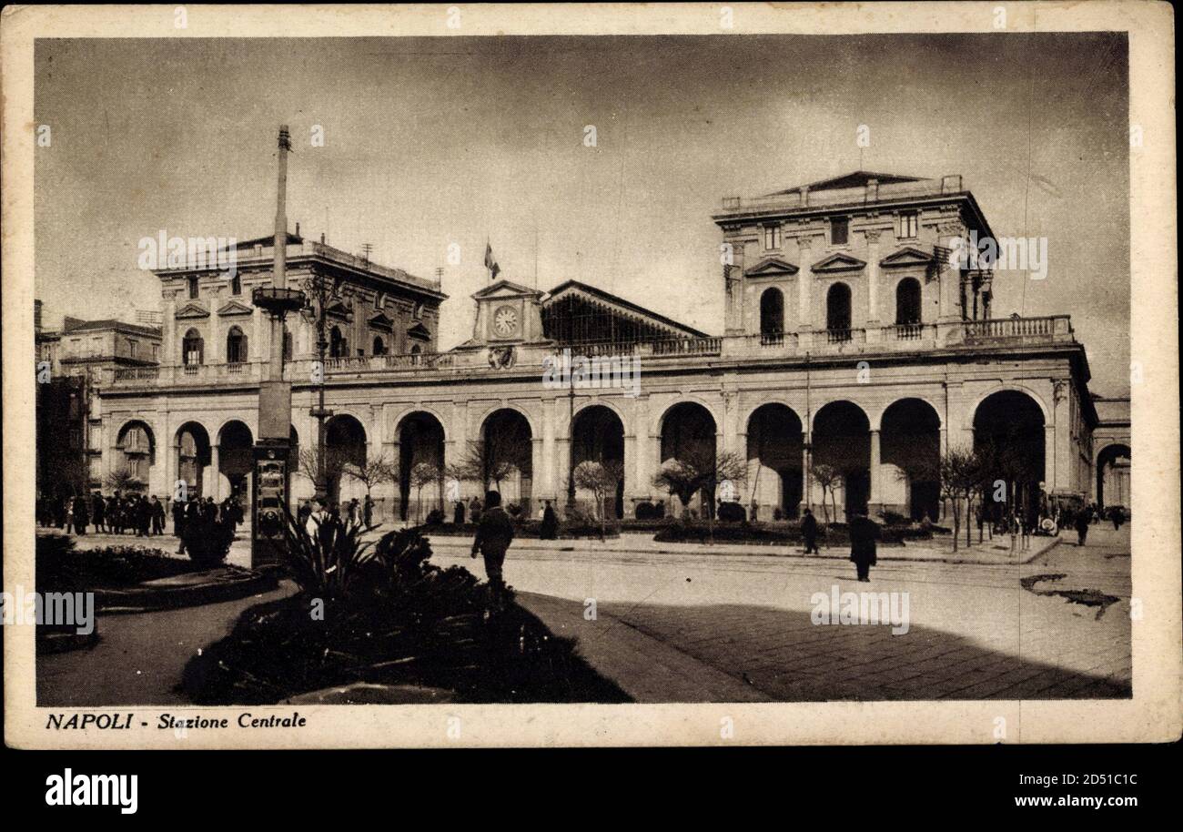 Napoli Campania, Statione Centrale, Vorderansicht | usage worldwide ...