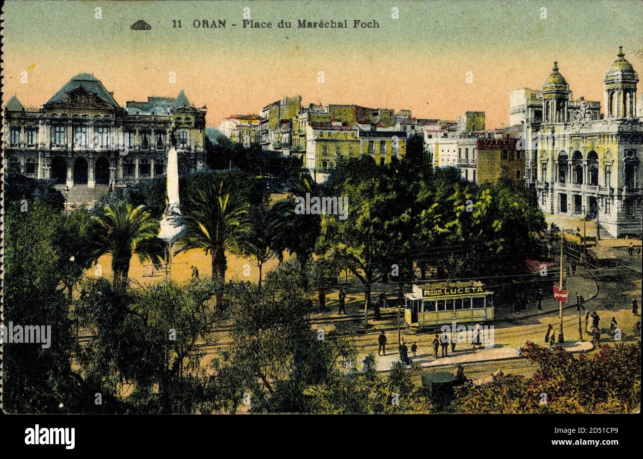 Oran Algerien, Place du Maréchal Foch, Straßenbahn, Stadthäuser | usage ...