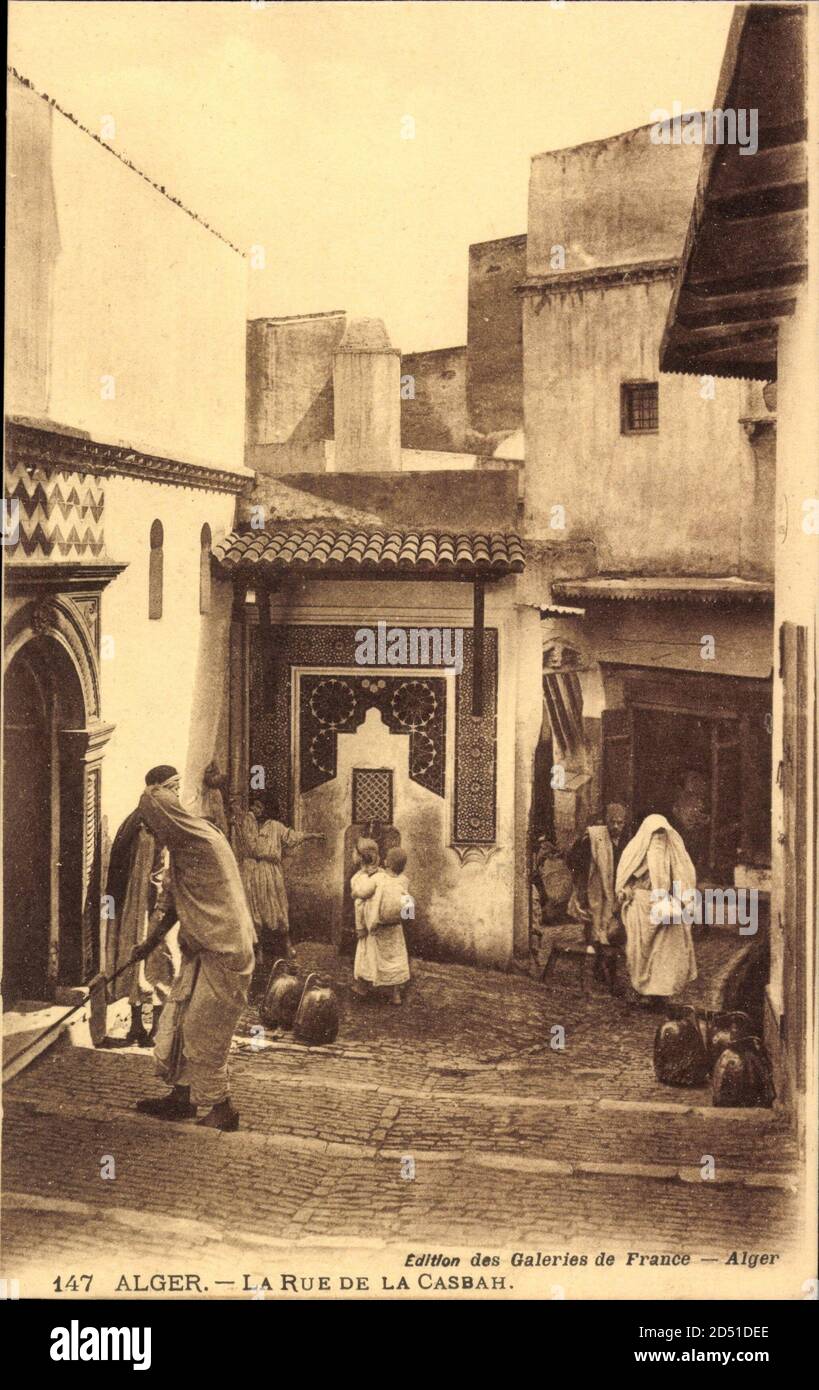 Alger Algerien, La Rue de la Casbah, Hausansicht mit Anwohnern | usage ...
