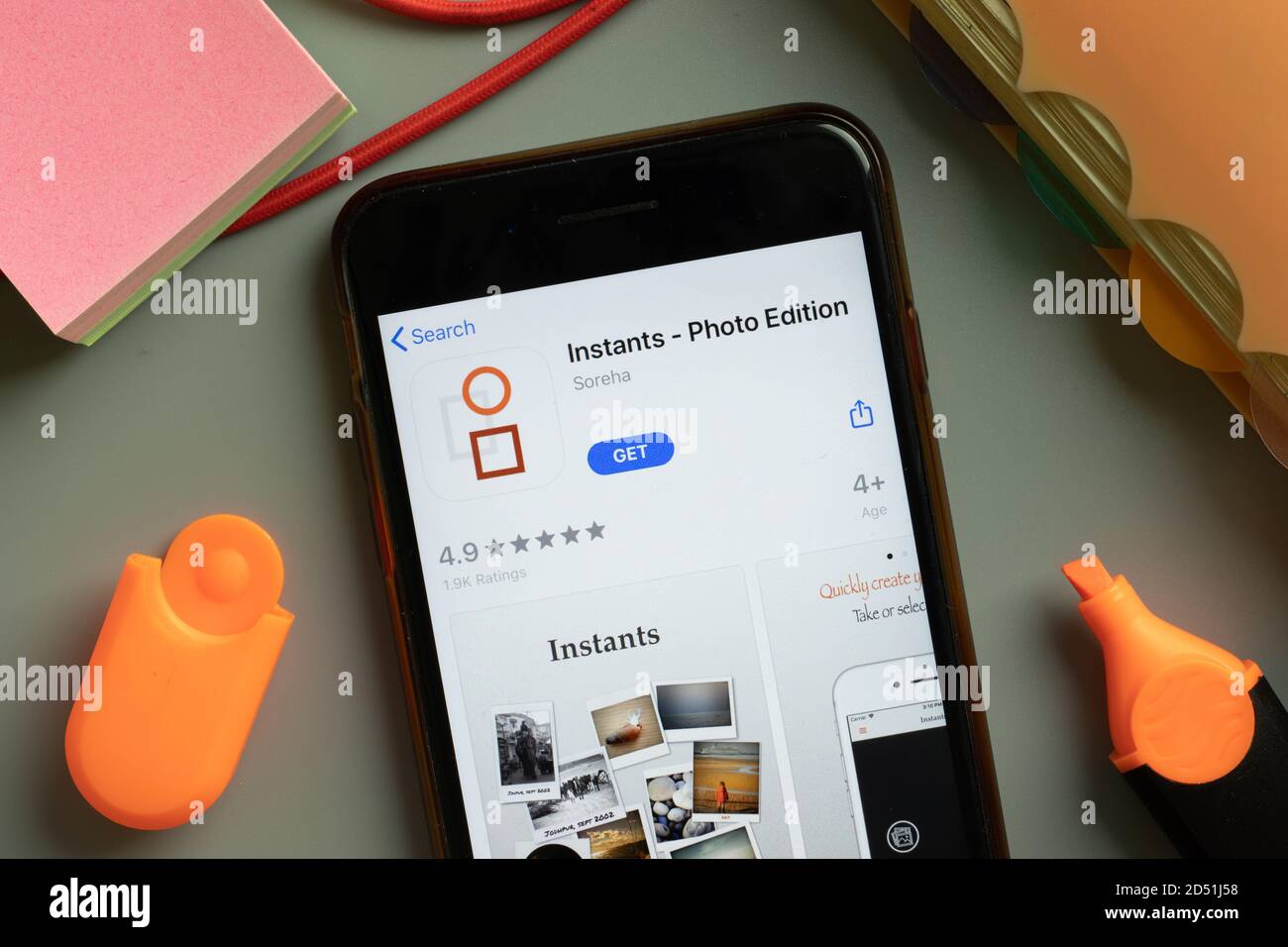 Instants app hi-res stock photography and images - Alamy