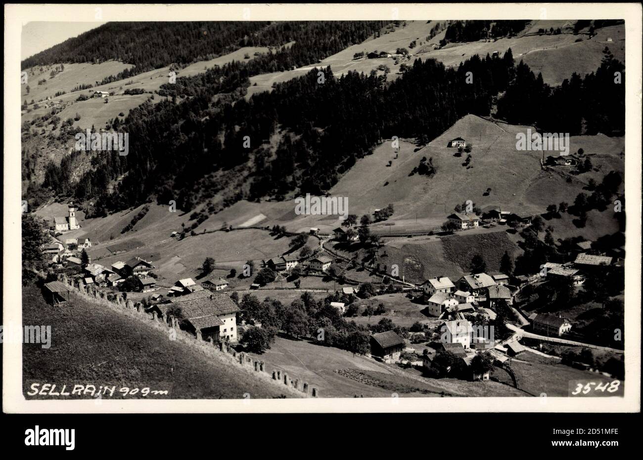 Sellrain Tirol, Blick auf den Ort und die Landschaft | usage worldwide ...