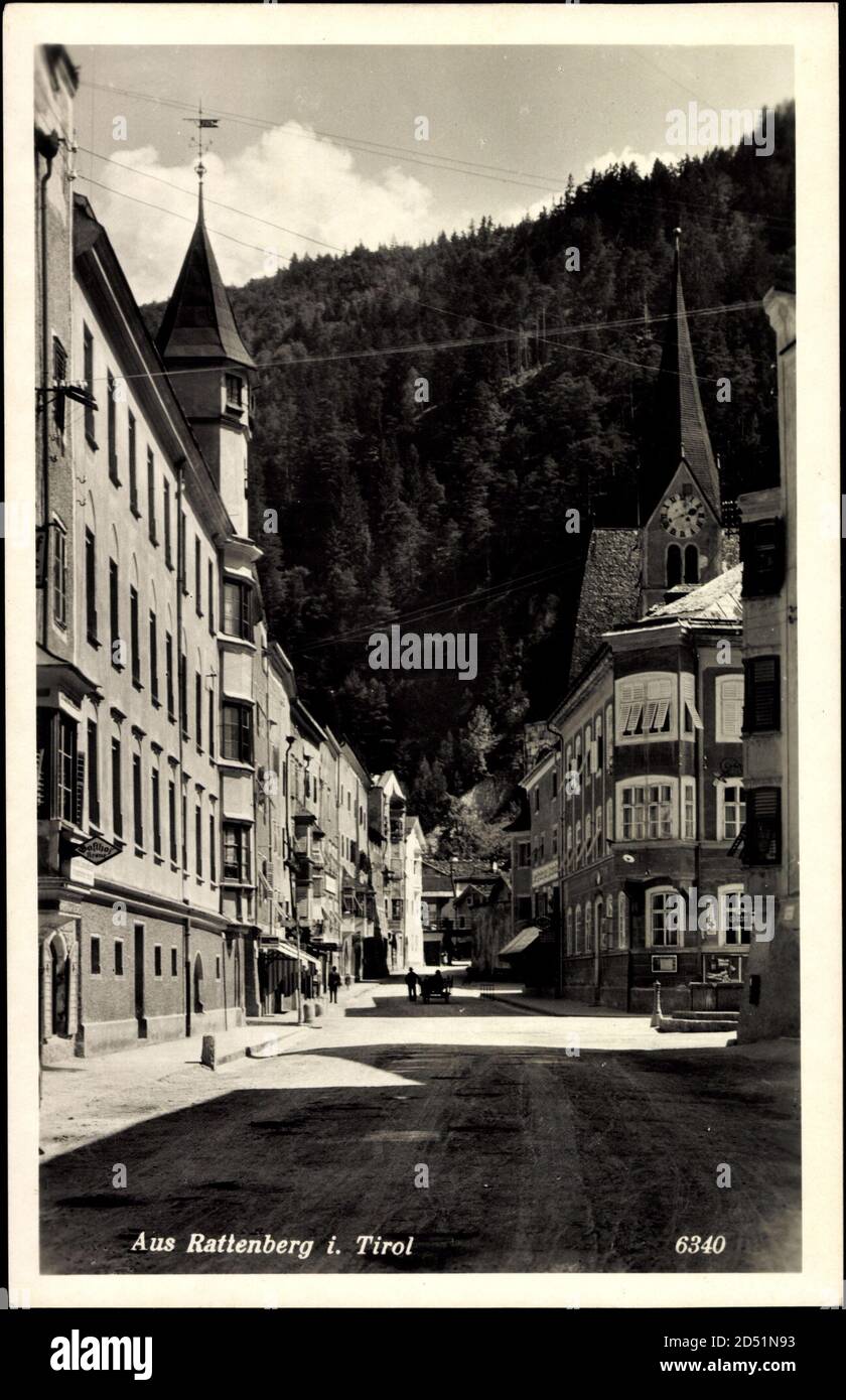 Rattenberg Tirol, Blick in die Ortschaft mit Kirche | usage worldwide ...