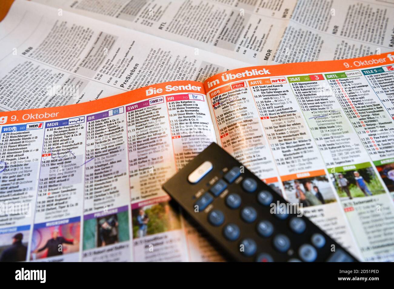 Remote control tv 2020 hi-res stock photography and images - Alamy