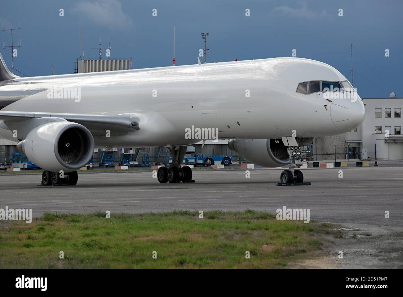 Freighter cargo plane blank fuselage Stock Photo - Alamy