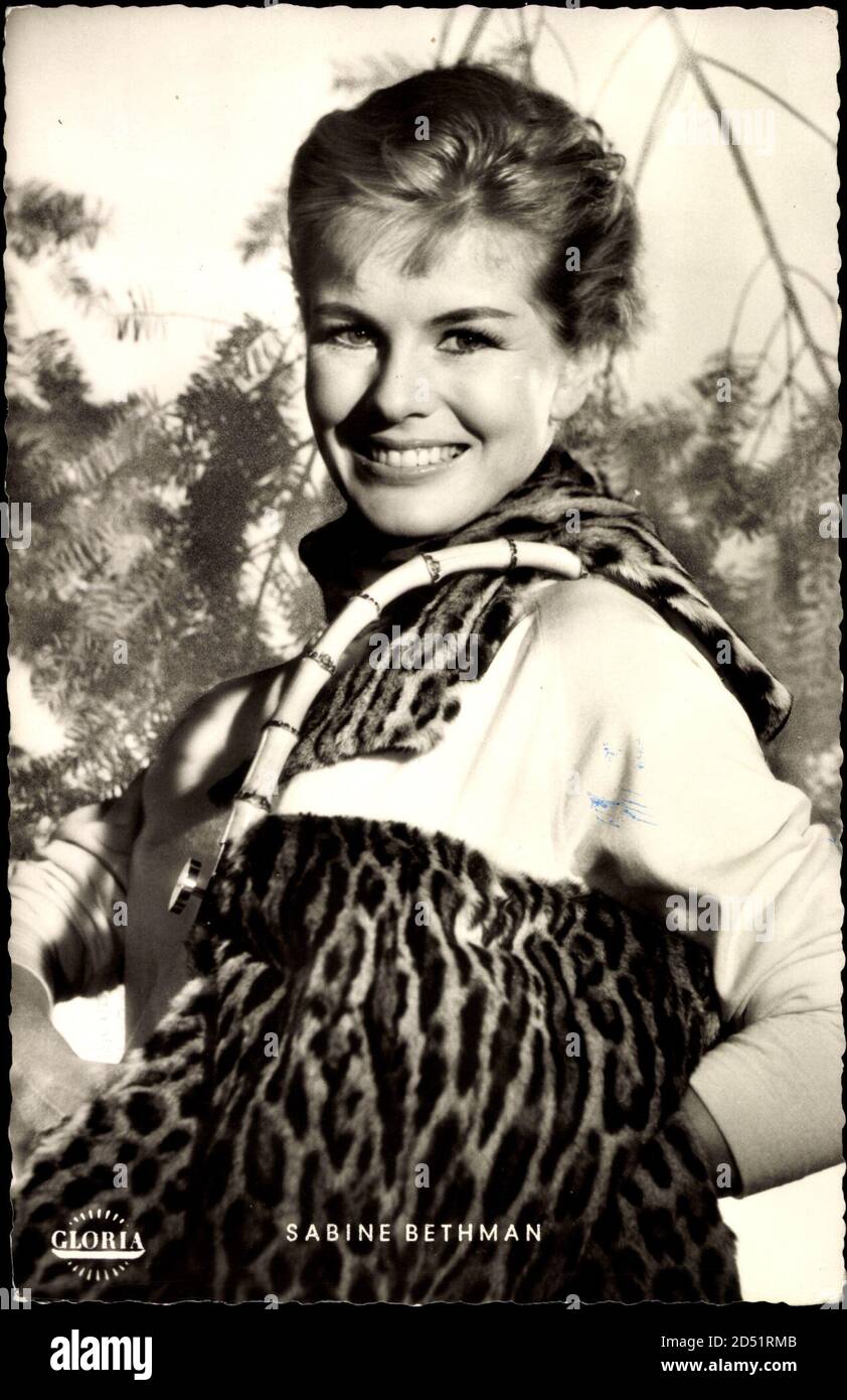 Schauspielerin Sabine Bethman, Tiger von Eschnapur | usage worldwide ...