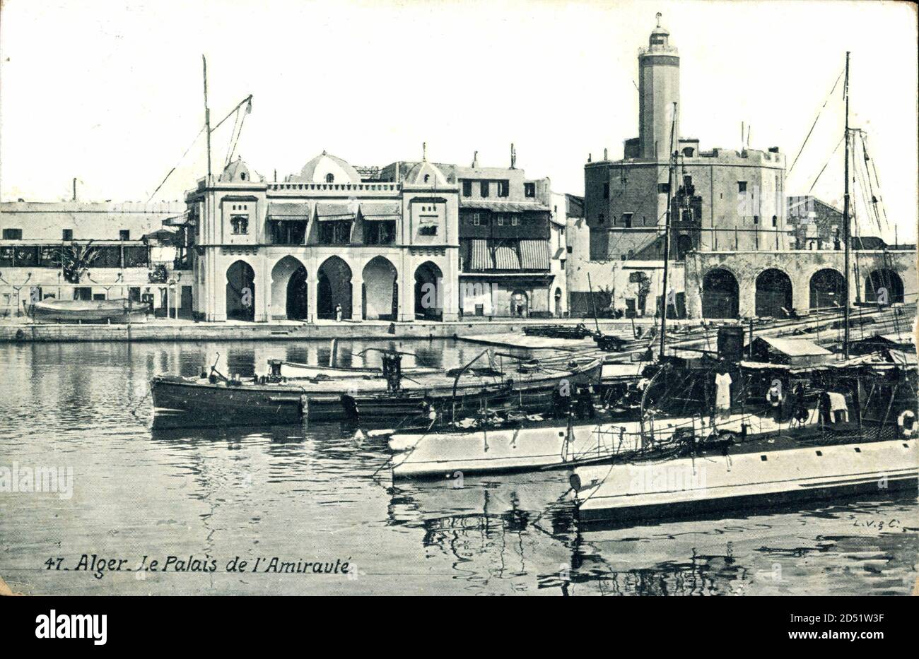 Alger in Algerien, Le Palais de L'Amirauté, Hafenanlegestelle | usage worldwide Stock Photo - Alamy