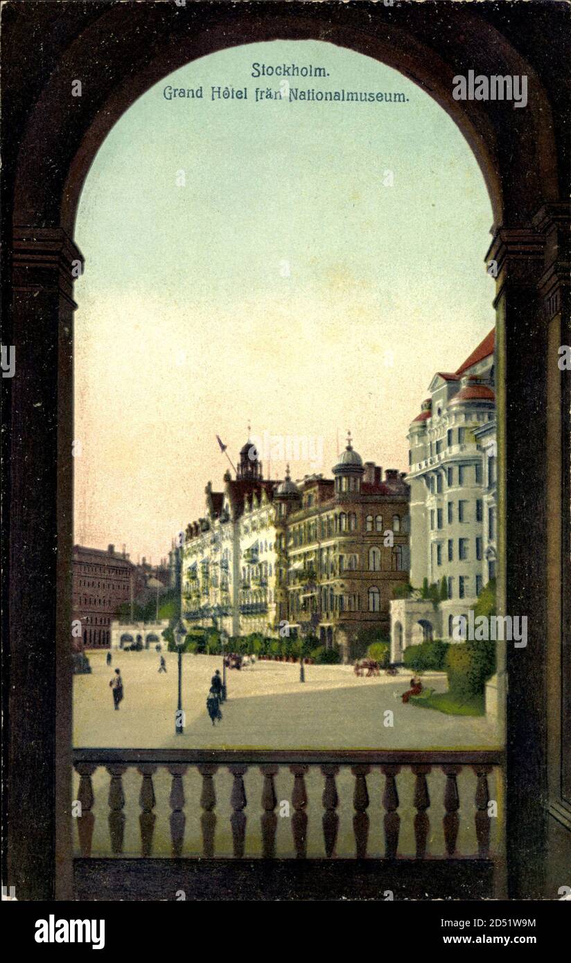 Stockholm Schweden, Grad Hotel fran Nationalmuseum, Blick durch ein Tor ...