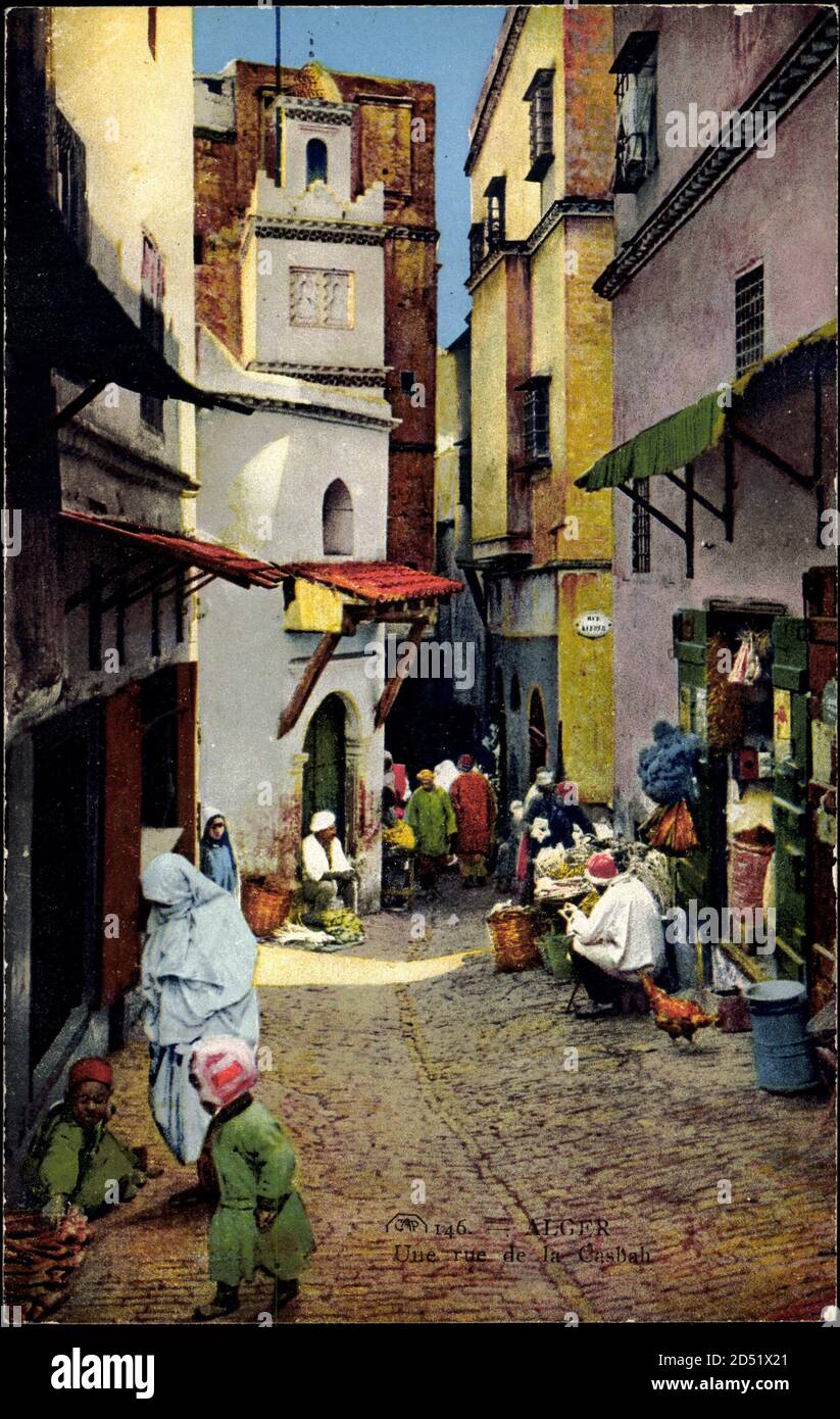 Alger Algerien, Une rue de la Casbah, Straßenansicht, Anwohner | usage ...
