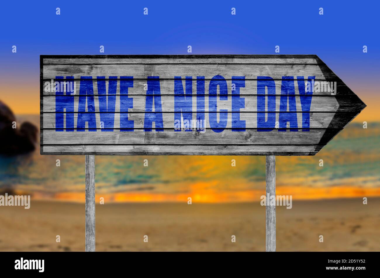 Have a Nice Day wooden sign with on a beach background Stock Photo - Alamy