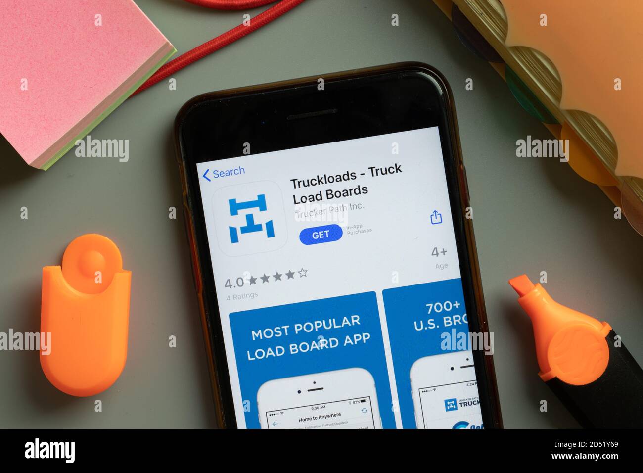 Truck load boards hi-res stock photography and images - Alamy