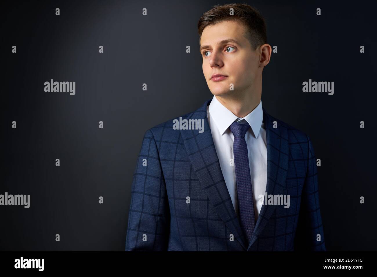 Profile casual man formal face hi-res stock photography and images - Alamy