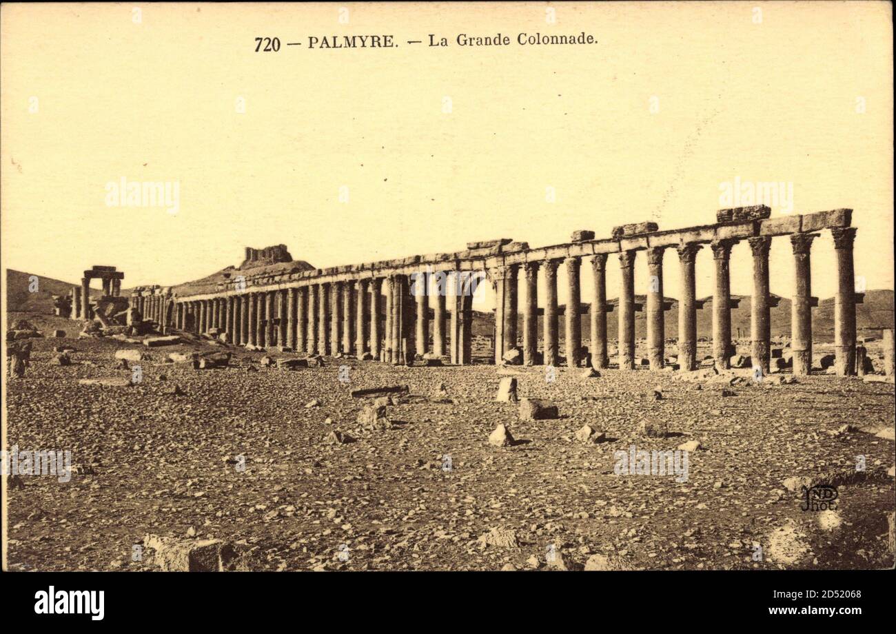 Vue colonnade hi-res stock photography and images - Alamy