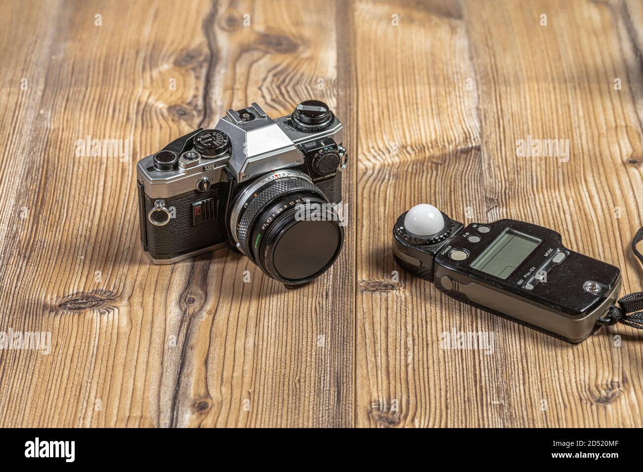 Vintage SLR film camera from the 80`s Stock Photo - Alamy