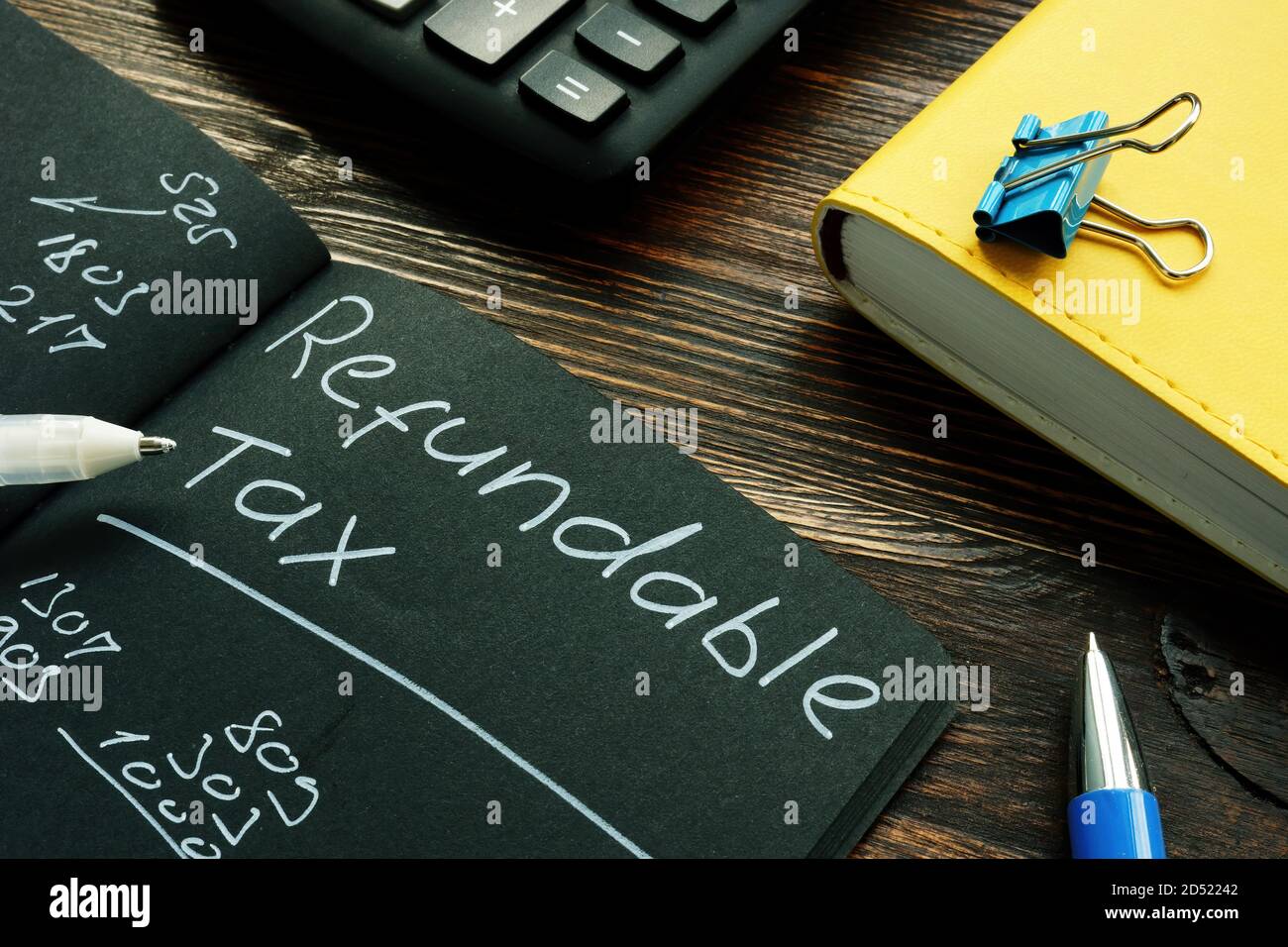 Tax refund check hi-res stock photography and images - Alamy