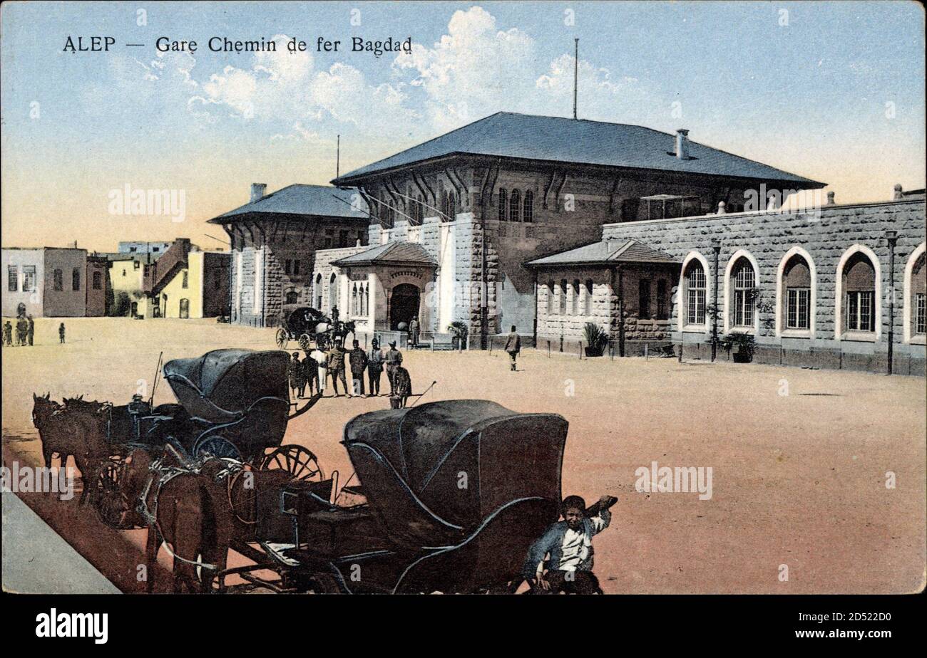 Aleppo Syrien, Gare Chemin de fer Bagdad, Kutschen vor dem Bahnhof ...