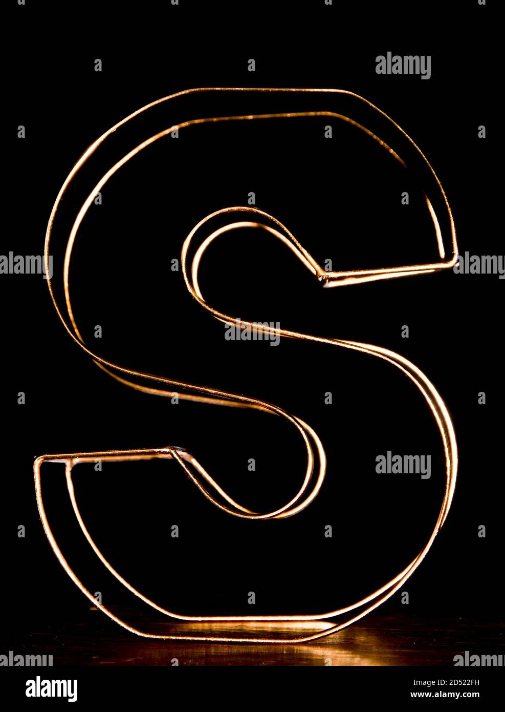 Letter of outline hi-res stock photography and images - Alamy