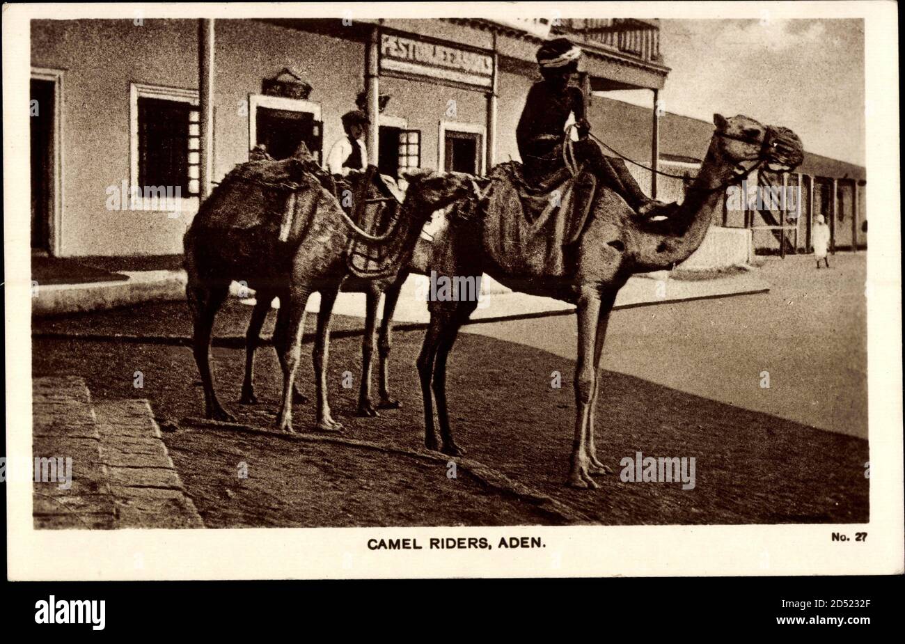 Aden Jemen, general view of Riders on the Camels | usage worldwide Stock Photo - Alamy