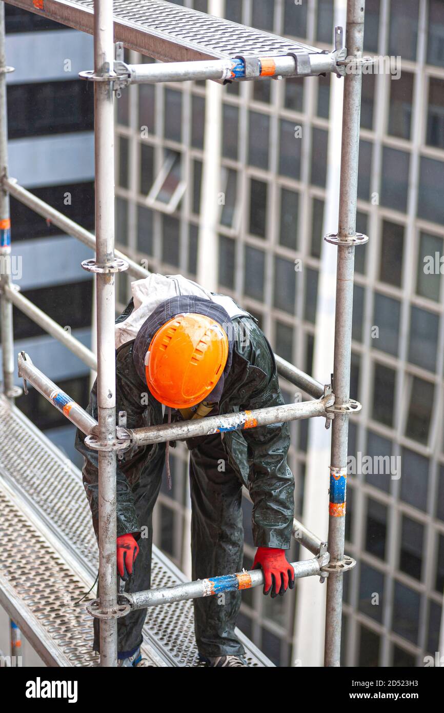scaffolding in front of a huge building Stock Photo - Alamy