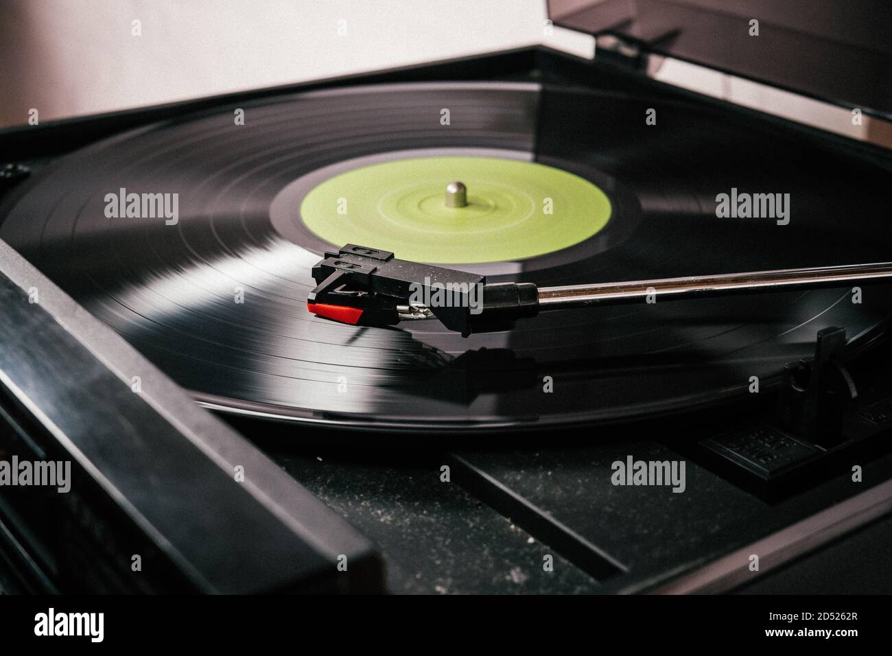 Close Up old vinyl playing Stock Photo - Alamy