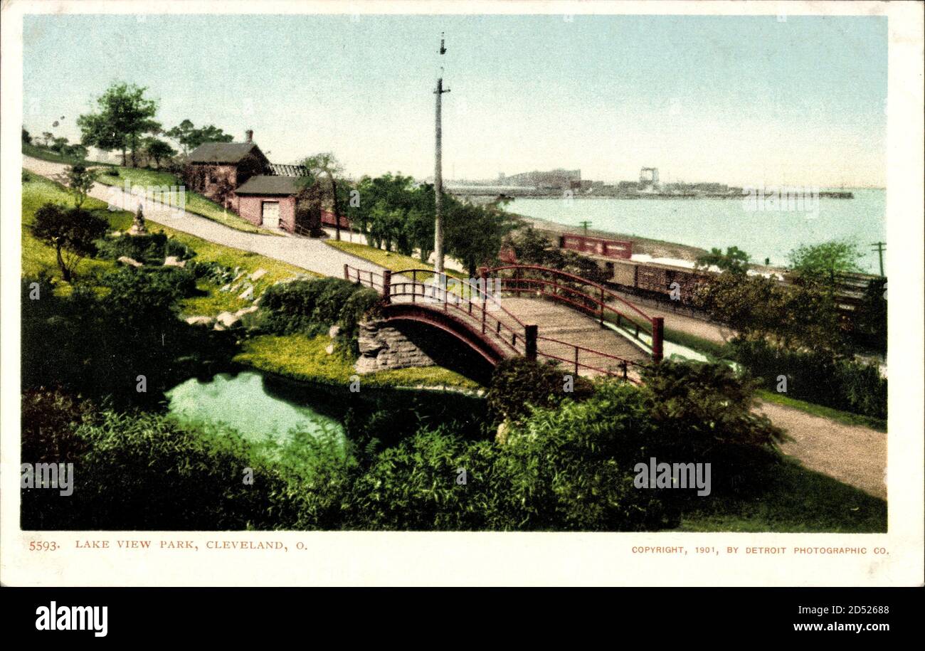 Cleveland Ohio USA, general view of the Lake View Park | usage ...