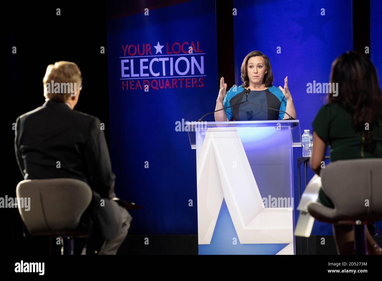 Debate moderators hi-res stock photography and images - Alamy