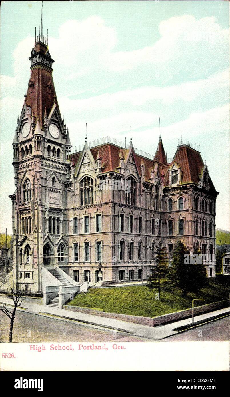 Portland Oregon USA, High School, Ansicht der Schule, Straße | usage ...