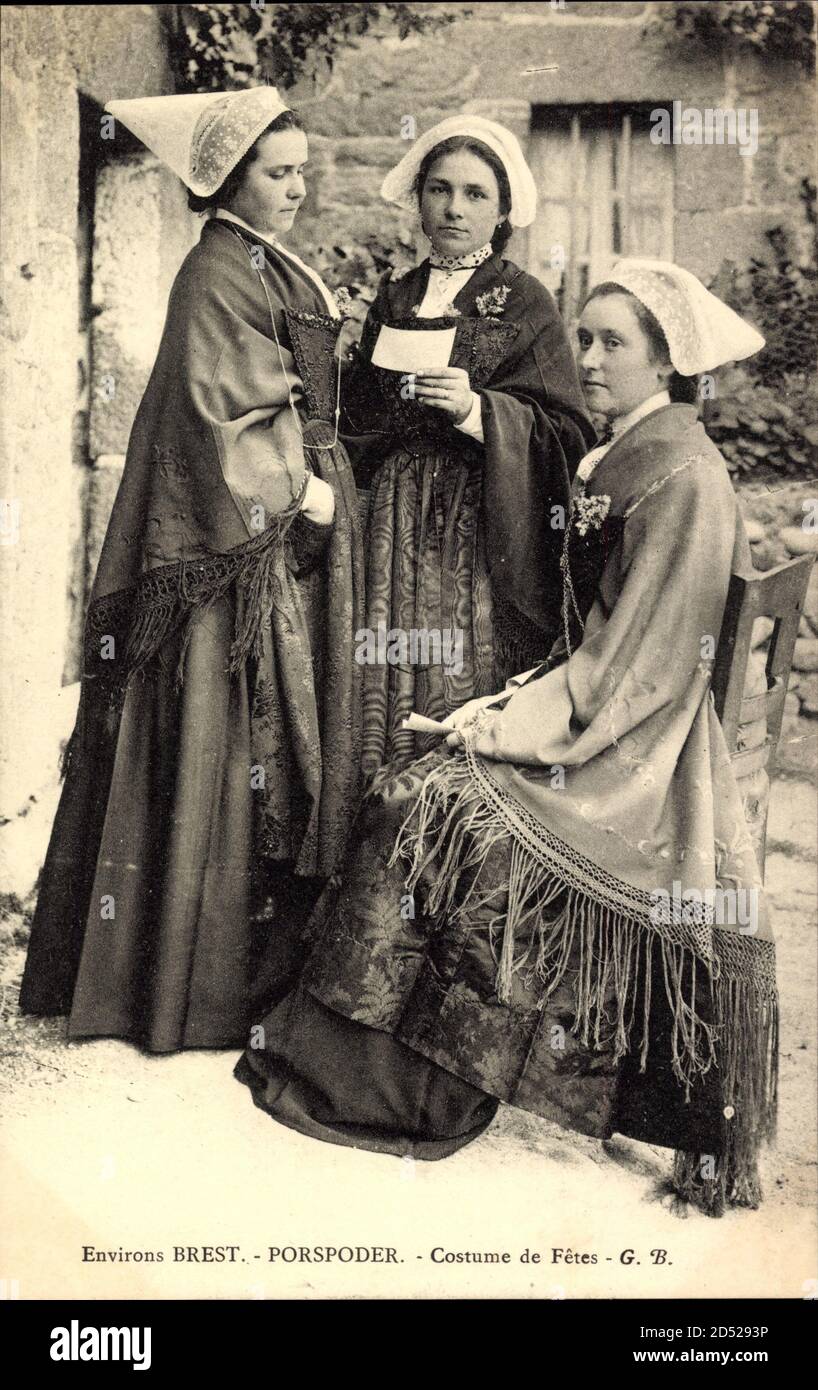 Porspoder Finistère, Jeune Fille en Costumes de Fêtes | usage worldwide ...