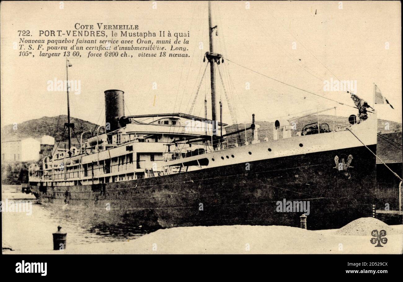 Port Vendres, Cote Vermeille, Paquebot Mustapha II à quai | usage ...