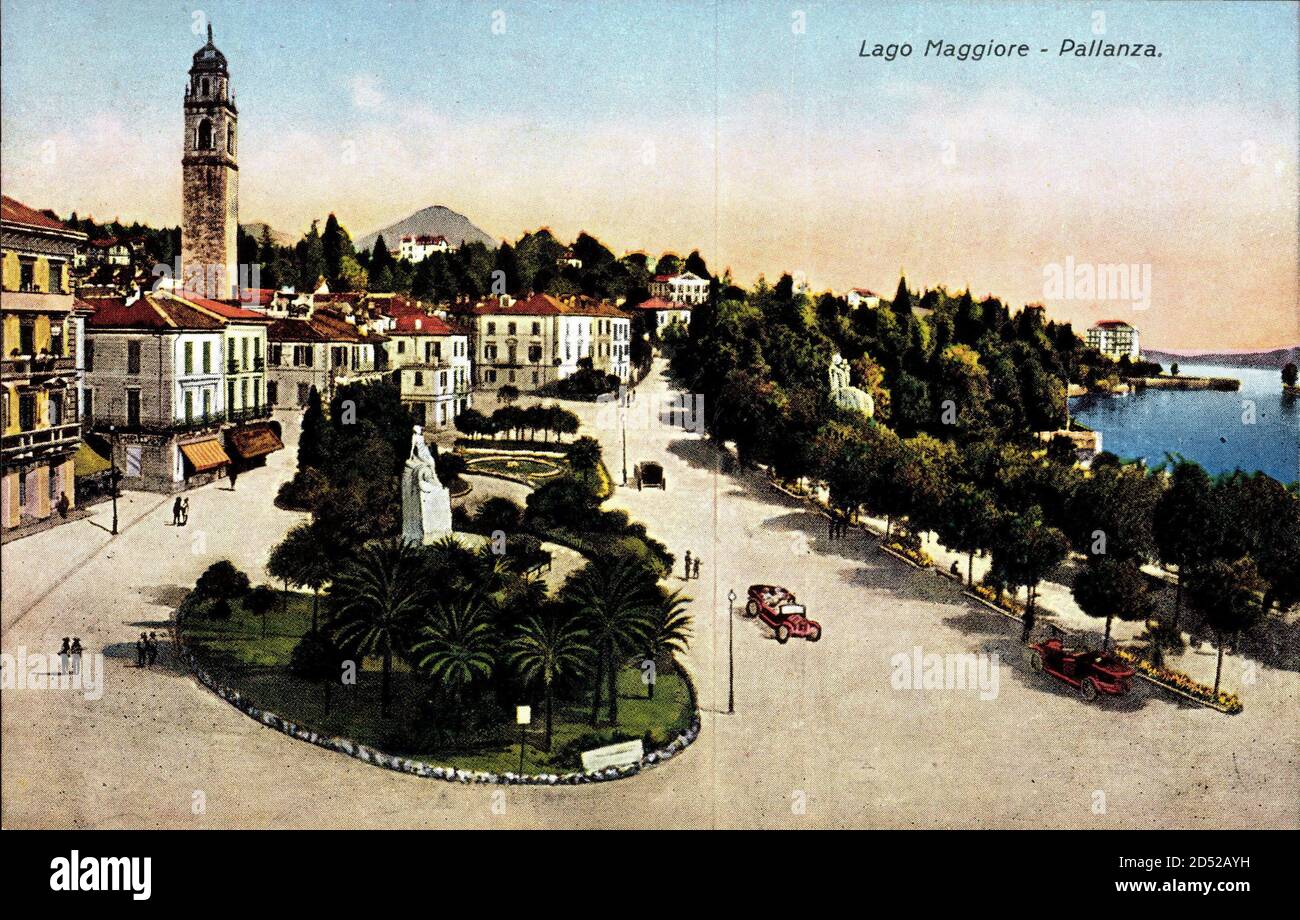 Pallanza Lago Maggiore Piemonte, Straßenpartie an der Küste, Kirchturm ...